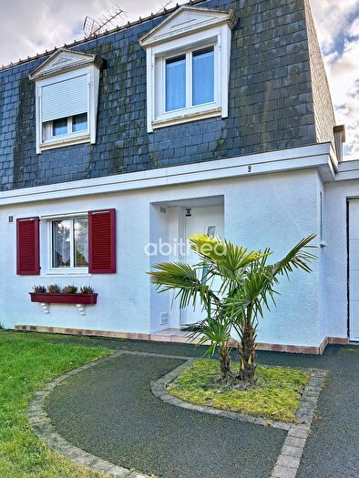 Maison à louer - Nord Ouest, Lésigny - 5 pièces - 3 chambres