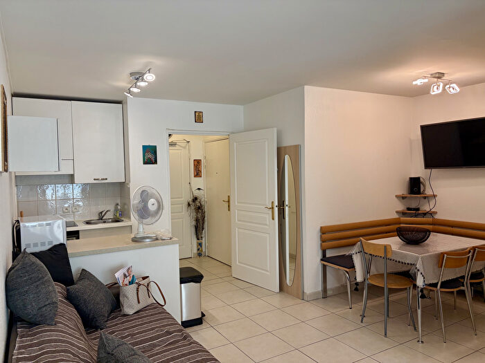 Nice, Gambetta : Appartement 2 pièces à louer