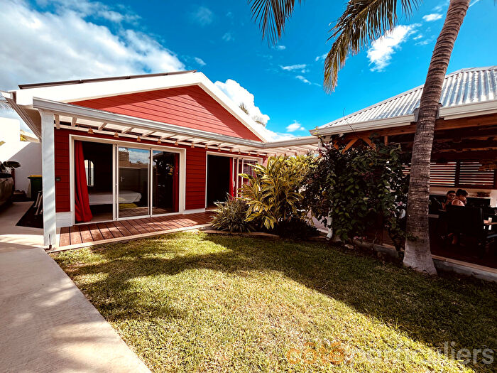 Maison à louer - Saint-Paul, Saline les Bains - 2 pièces - 1 chambre