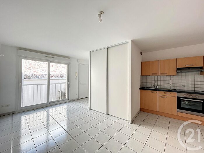 Appartement à louer - Remiremont - 2 pièces - 1 chambre