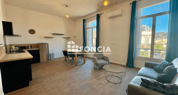 Appartement 2 pièces à louer - République, Cannes