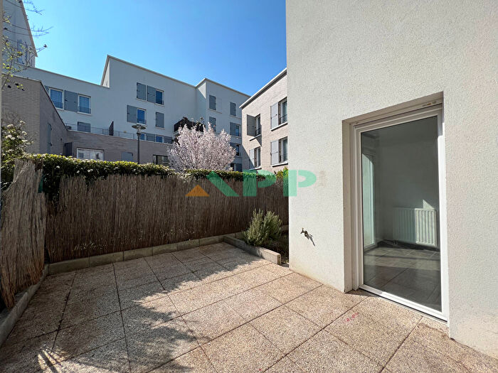 Appartement à louer - Juvisy-sur-Orge, Centre-ville, Entrevoies, Seine - 3 pièces - 2 chambres