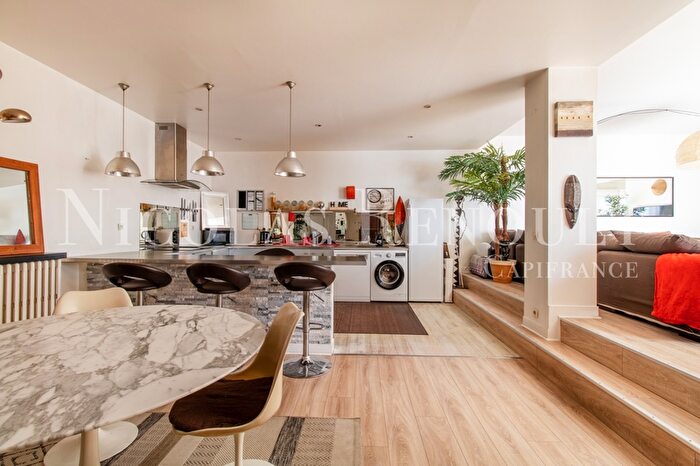 Appartement à vendre - Colombes, Centre-ville - 4 pièces - 3 chambres