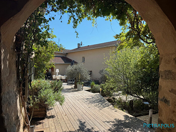 Maison à vendre - Chambost-Longessaigne - 5 pièces - 3 chambres