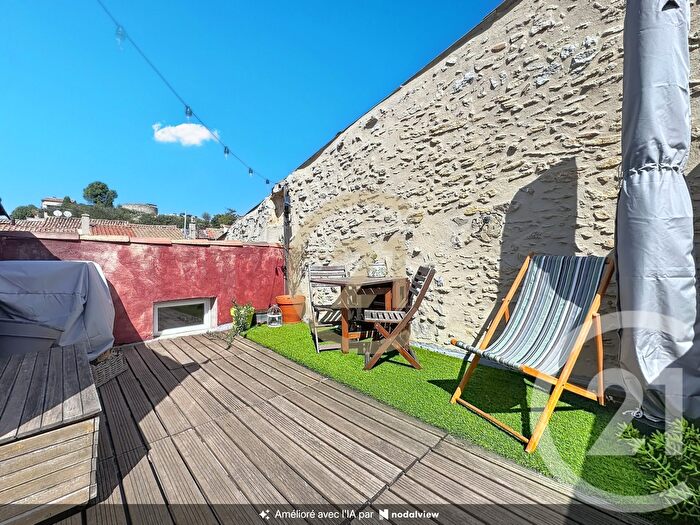Maison 5 pièces à vendre à Eyguières