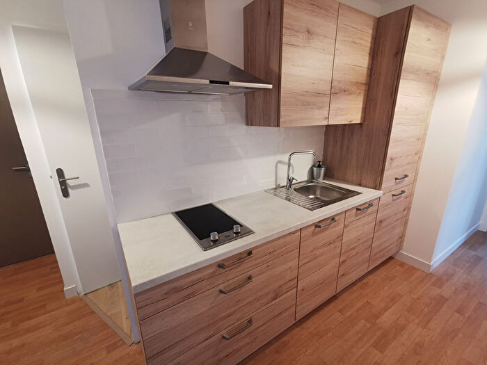 Appartement à louer - Quartiers Nord-Ouest, Villejean - 1 pièce - 1 chambre