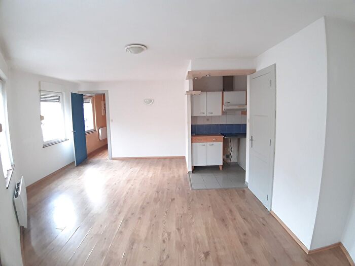 Appartement à louer - Raon-létape - 2 pièces - 1 chambre