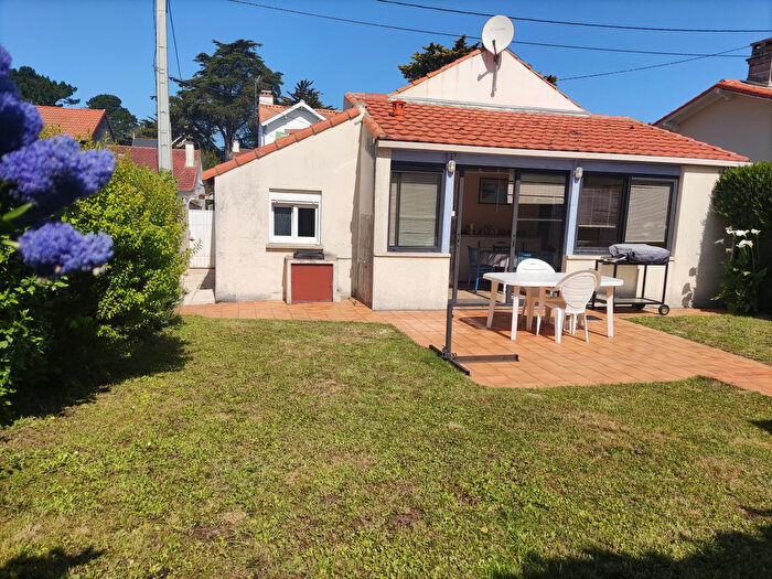 Maisons à vendre et appartements à louer - 1