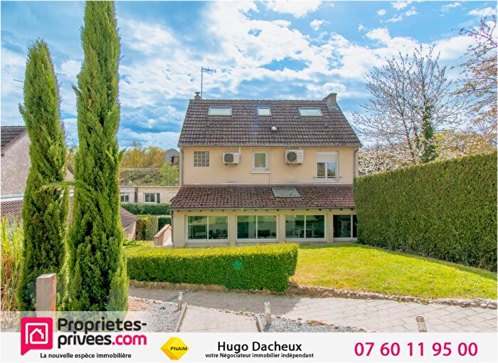 Maison à vendre - Vierzon, Vieux-Domaine, Forges - 7 pièces - 5 chambres