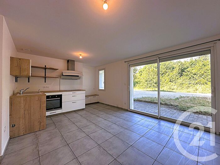 Appartement 2 pièces à Saint-Jeoire-Prieuré, à vendre