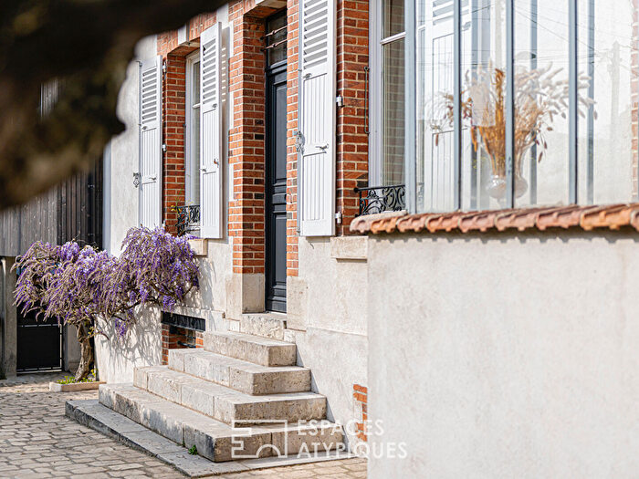 Maison à vendre - Orléans, La Binoche - 6 pièces - 4 chambres