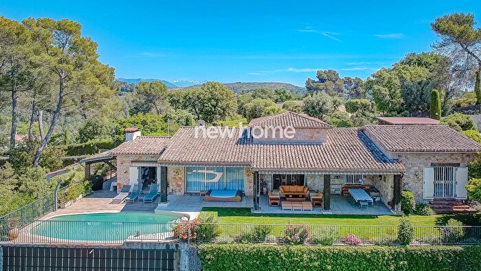 Maison à vendre - Biot - 8 pièces - 5 chambres