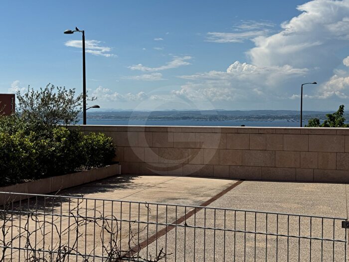 Appartement à vendre - Sète, Saint-Clair - 2 pièces - 1 chambre