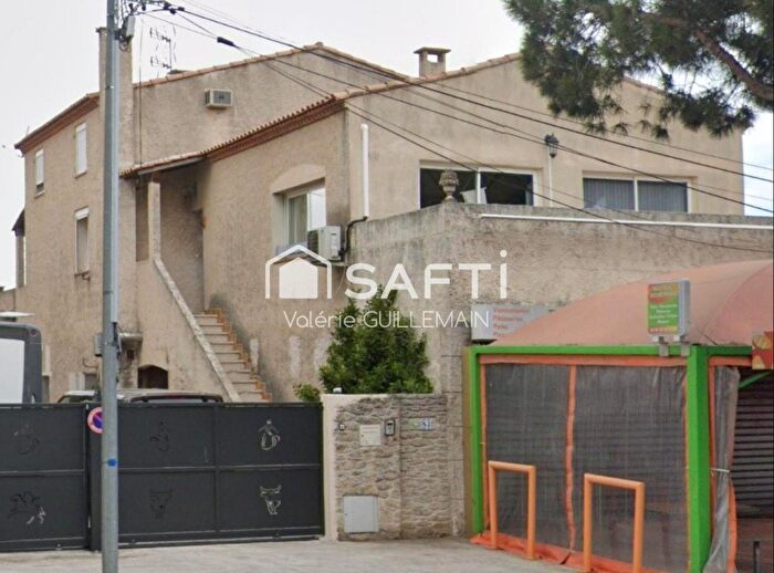 Maison à vendre - Port-Saint-Louis-du-Rhône - 5 pièces - 4 chambres