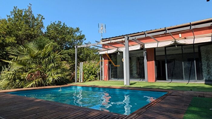 Maison 7 pièces à La Bégude-de-Mazenc, à vendre
