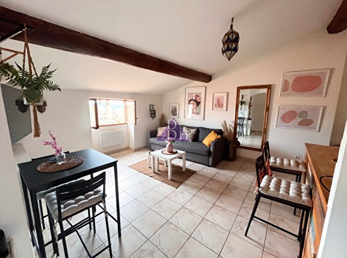 Hyères, Centre-ville : Appartement 3 pièces à vendre