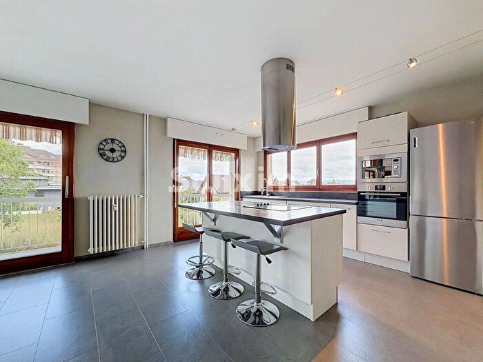 Cités, Thonon-les-Bains : Appartement 3 pièces à louer