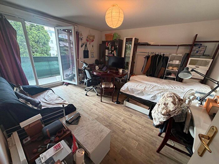 Appartement 3 pièces à Esselieres, Villejuif, à louer