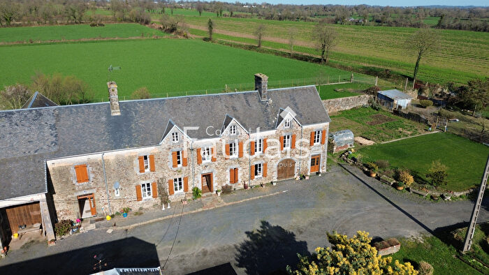 Maison à vendre - Saint-Denis-le-Vêtu - 11 pièces - 8 chambres