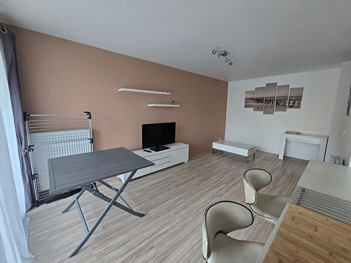 Appartement 3 pièces à louer à Corbeil-Essonnes, Montconseil