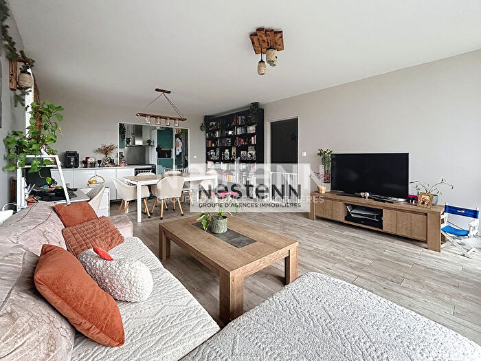 Appartement à vendre - Méry-sur-Oise - 4 pièces - 2 chambres