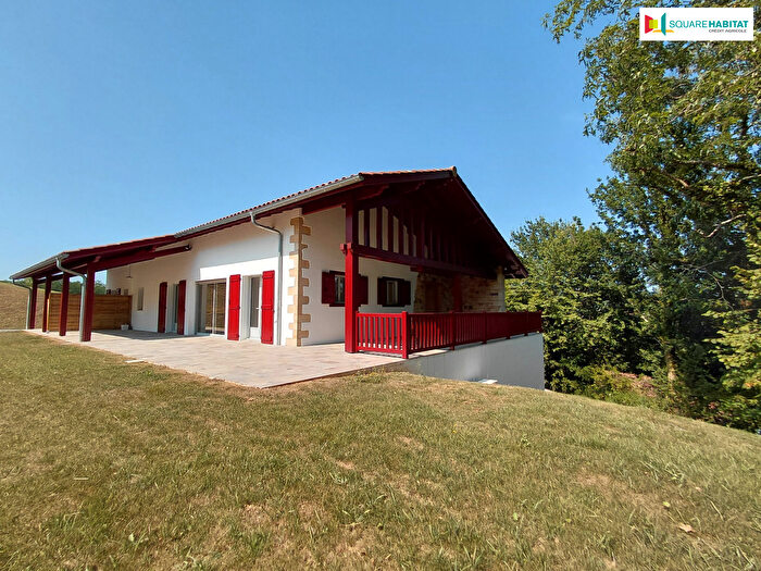 Appartement 4 pièces à Saint-Pée-sur-Nivelle, à louer