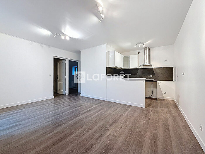 Appartement à vendre - Lieusaint - 3 pièces - 1 chambre