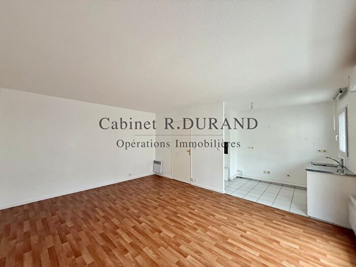 Colombes, Charles de Gaulle : Appartement 2 pièces à vendre