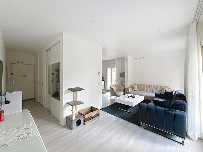 Appartement à vendre - Élancourt, Les Nouveaux Horizons, Les Mares - 2 pièces - 1 chambre