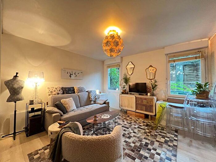 Appartement à louer - Solidarité Carnot, Montreuil - 1 pièce