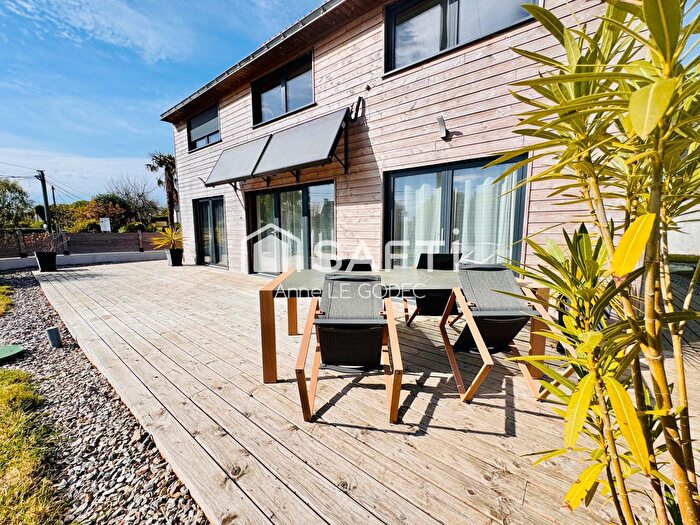 Maison à vendre - Grand-Champ - 6 pièces - 4 chambres