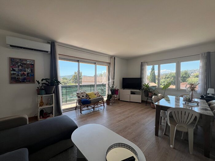Maison 7 pièces à Bormes-les-Mimosas, Centre-ville, Le Pin, à vendre