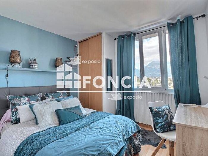 Appartement à louer - Le Village, Saint-Martin-dHères - 4 pièces - 3 chambres