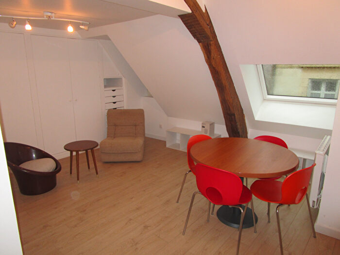 Appartement à louer - Dijon, Centre-ville - 2 pièces - 1 chambre