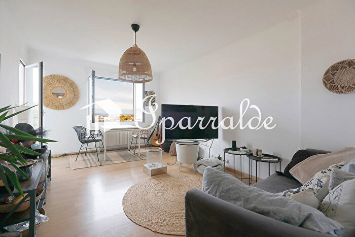 Appartement à vendre - Hendaye, Ville - 4 pièces - 3 chambres