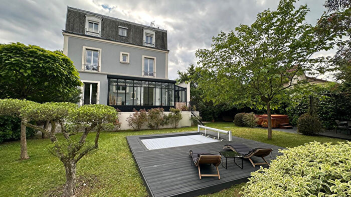 Maison 8 pièces à vendre à Le Raincy, Côteaux