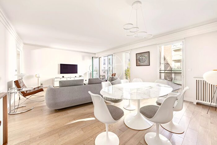 Appartement à vendre - Paris e , Courcelles, Wagram - 4 pièces - 2 chambres