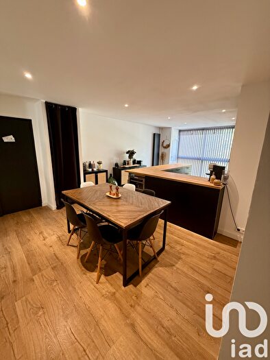 Appartement à vendre - Aubagne, La Tourtelle - 3 pièces - 2 chambres