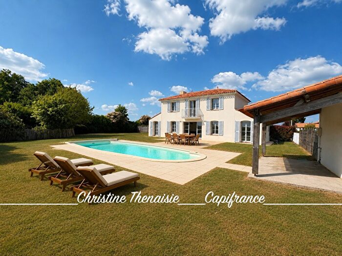 Maison 5 pièces à vendre à Coëx
