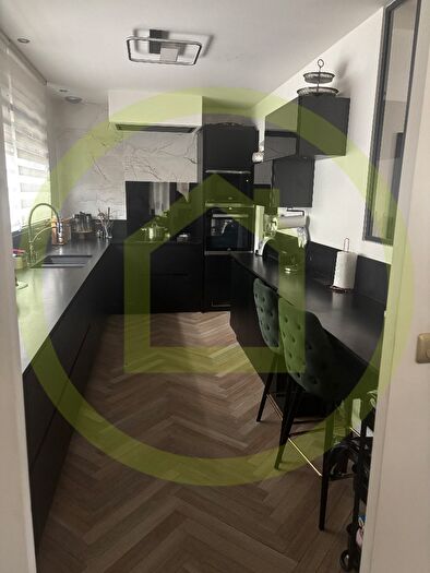 Maison à vendre - Méry-sur-Oise - 5 pièces - 4 chambres