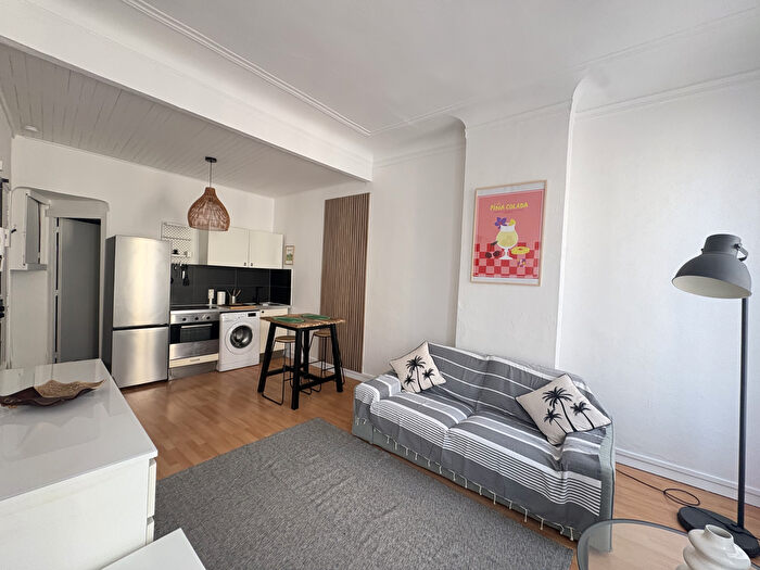 Marseille 6ème, Lodi : Appartement 1 pièce à louer