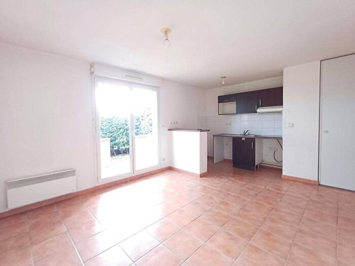 Castelnau-dEstrétefonds : Appartement 3 pièces à louer