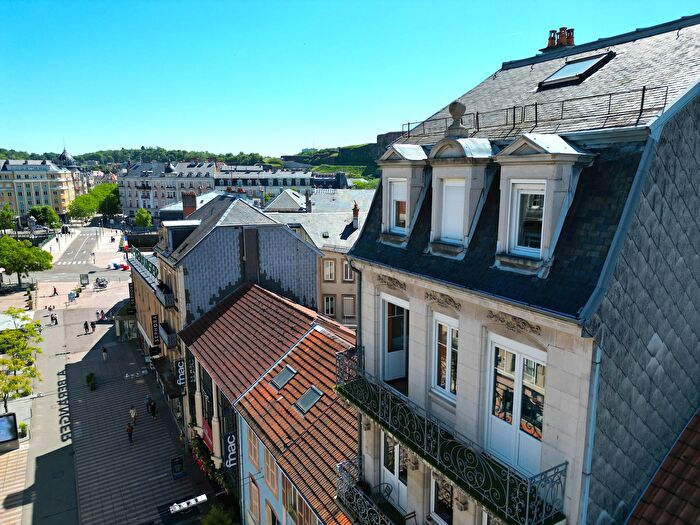 Appartement à vendre - Belfort, Centre-ville, Fb de Montbéliard - 8 pièces - 3 chambres