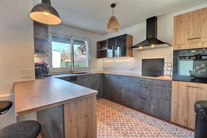 Maison à louer - Douvaine - 4 pièces - 3 chambres