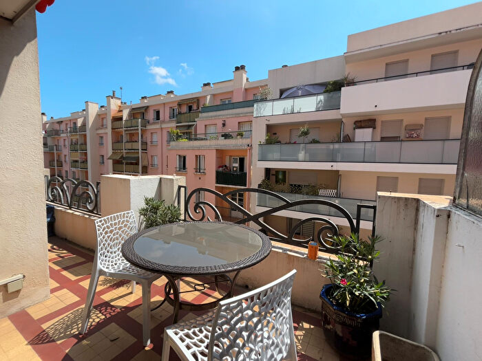 Nice, Saint-Sylvestre : Appartement 3 pièces à louer