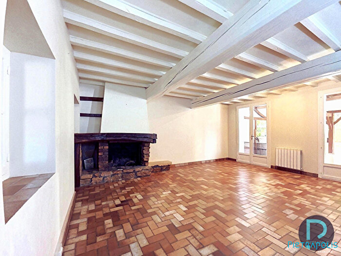 Cruzilles-lès-Mépillat : Maison 4 pièces à vendre