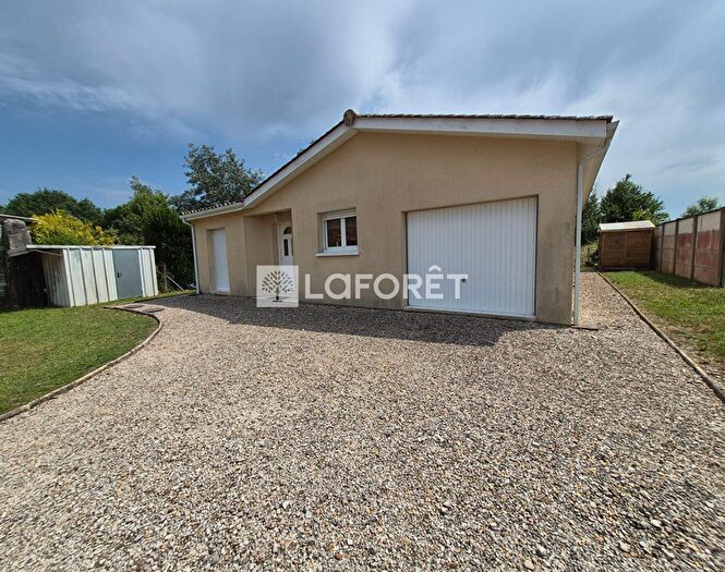 Maison 4 pièces à Saint-Girons-d'Aiguevives, à vendre