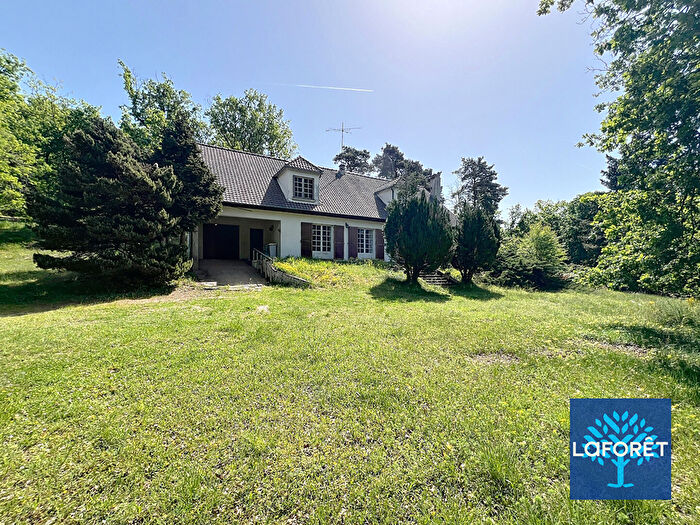 Maison à vendre - Boutigny-sur-Essonne - 11 pièces - 8 chambres