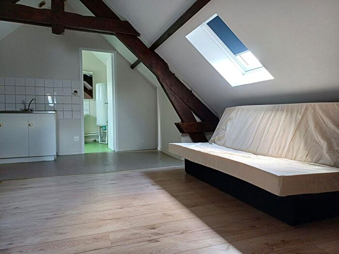 Noyon, Sud : Appartement 2 pièces à louer
