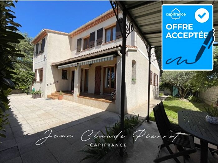 Maison à vendre - Rodilhan - 6 pièces - 5 chambres